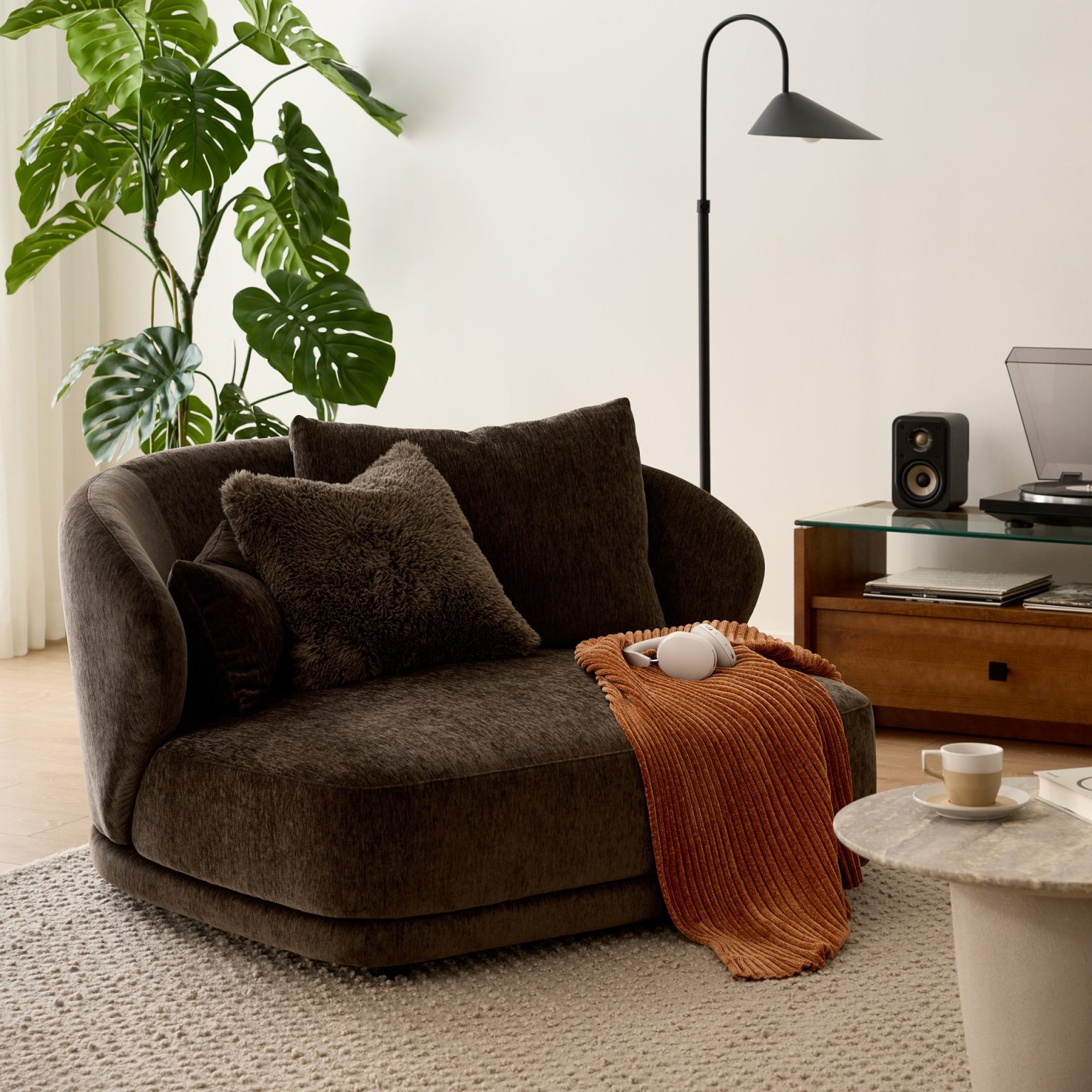Vetto II Lounge Chair - Hometri